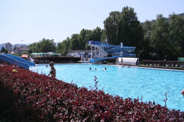 Celjski bazen dobro obiskan - Radio Fantasy