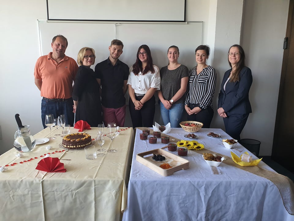 Študenti Abiture izjemni na državnem tekmovanje Etnološke in ...